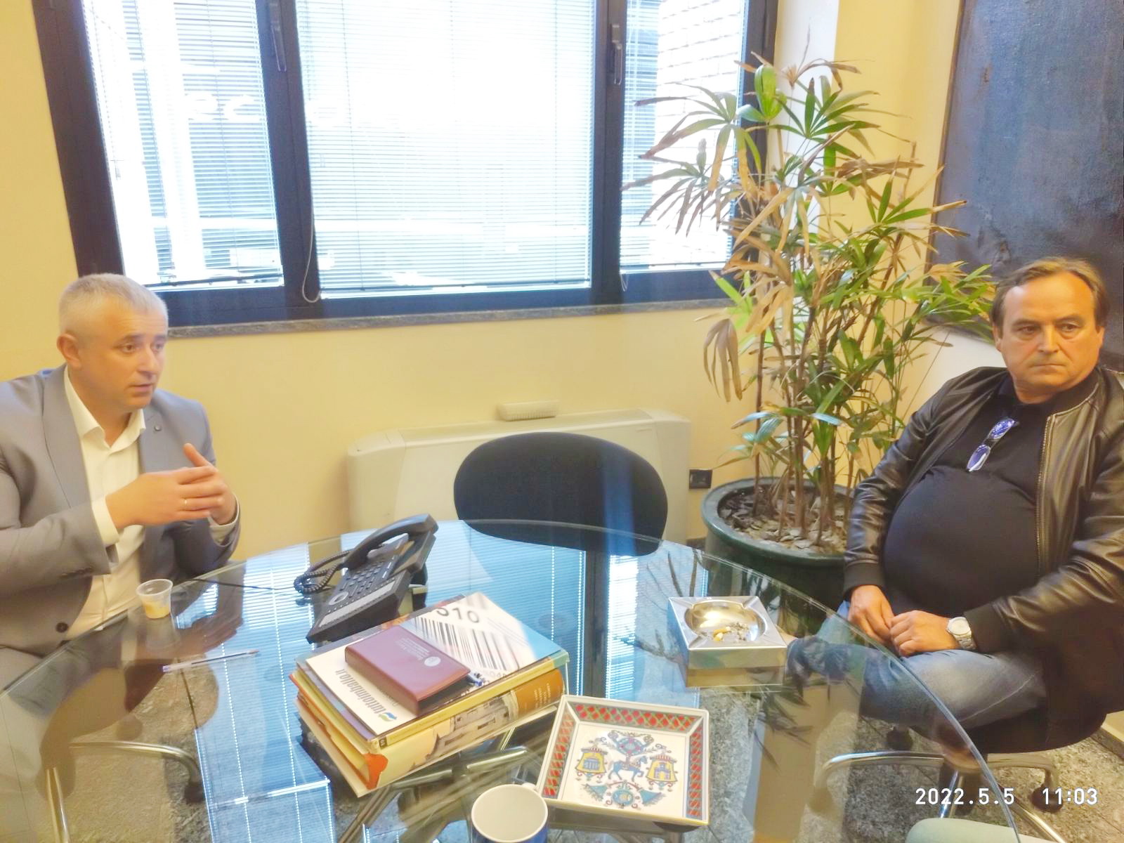 Meeting at the NAIRON factory | International Anti-Corruption Assembly