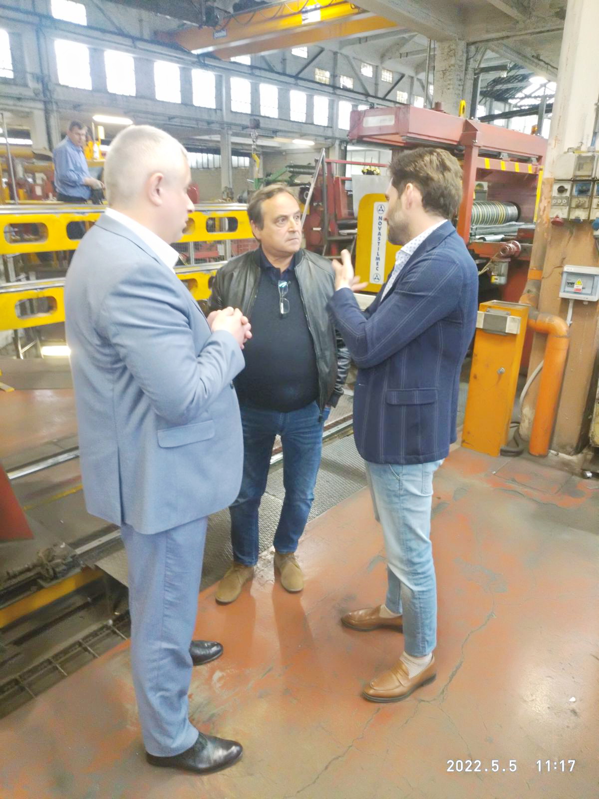 Meeting at the NAIRON factory | International Anti-Corruption Assembly